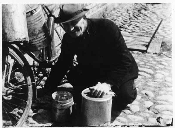 Muldvarpemanden med stryknin i spanden – Historie(r) om Borum-Lyngby